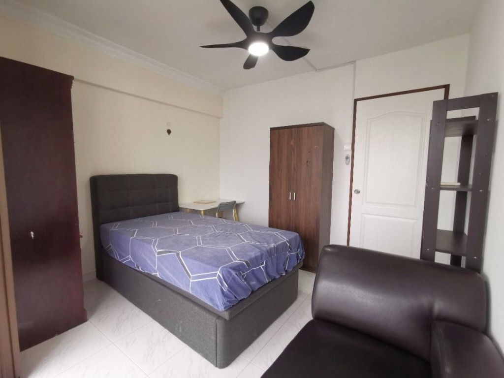 Braddell MRT / Marymount MRT / Caldecott MRT - Common Room - Available ...